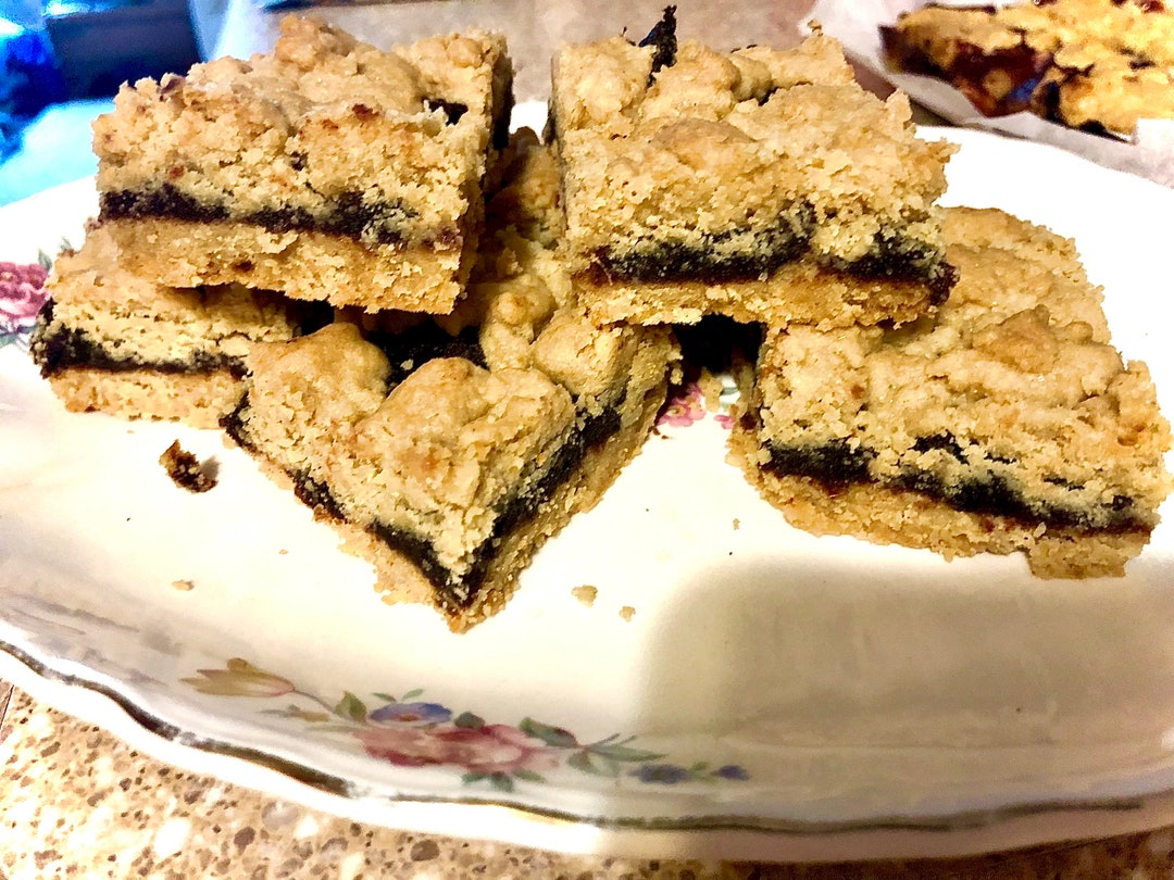 Dates Squares/shortbread Dates Squares: All Natural Pastry Bars/ About ...
