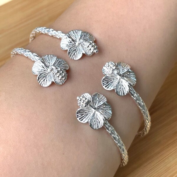 Flower Bangle - Etsy