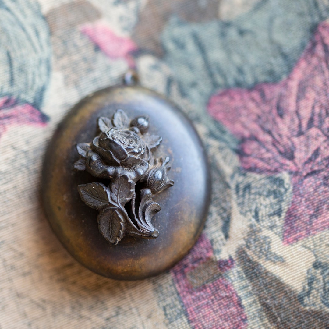 Antique Gutta Percha Rose Locket, Carved Rose Engraved Locket, Civil ...