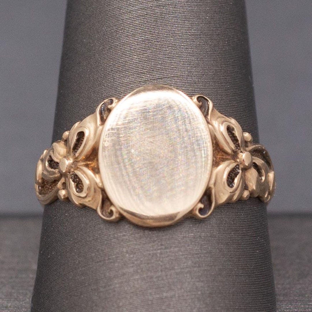 Antique Victorian Blank Signet Ring With Detailed Shoulders in 14k ...