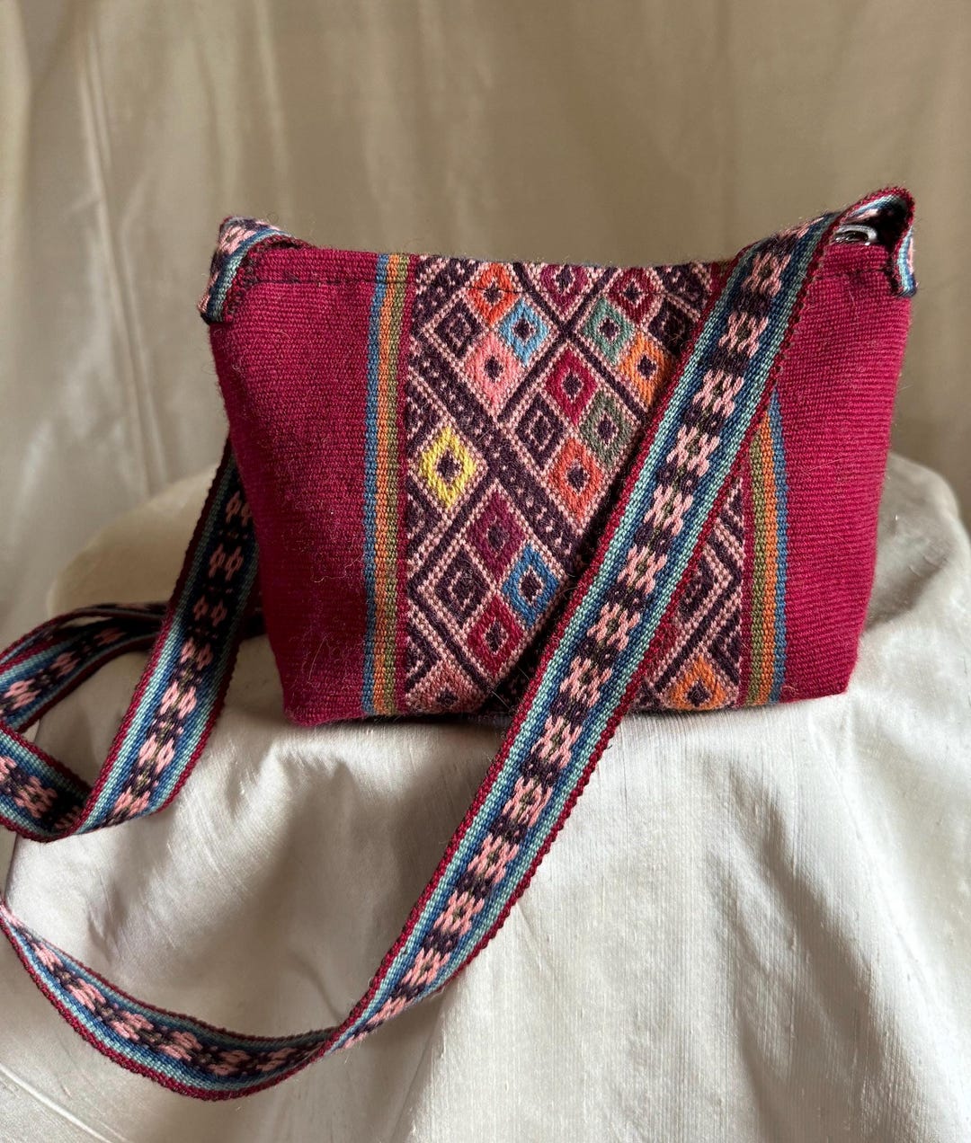 Red/multicolor Small Handbag Peruvian Handwoven Vegetable Dyed Wool and ...