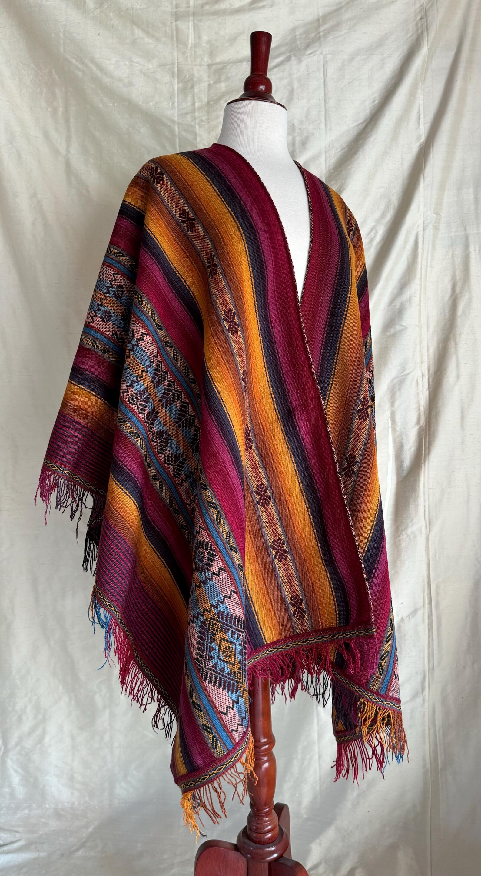 Multicolor Red/gold Ruana Peruvian Handwoven Vegetable Dyed Wool and ...