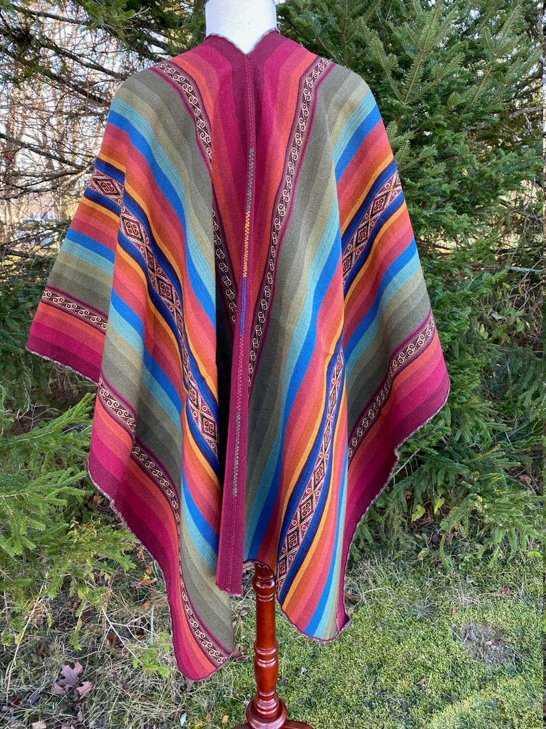 Peruvian Ruana Wool and Alpaca Handwoven Vegetable Hand Dye Ethnic ...