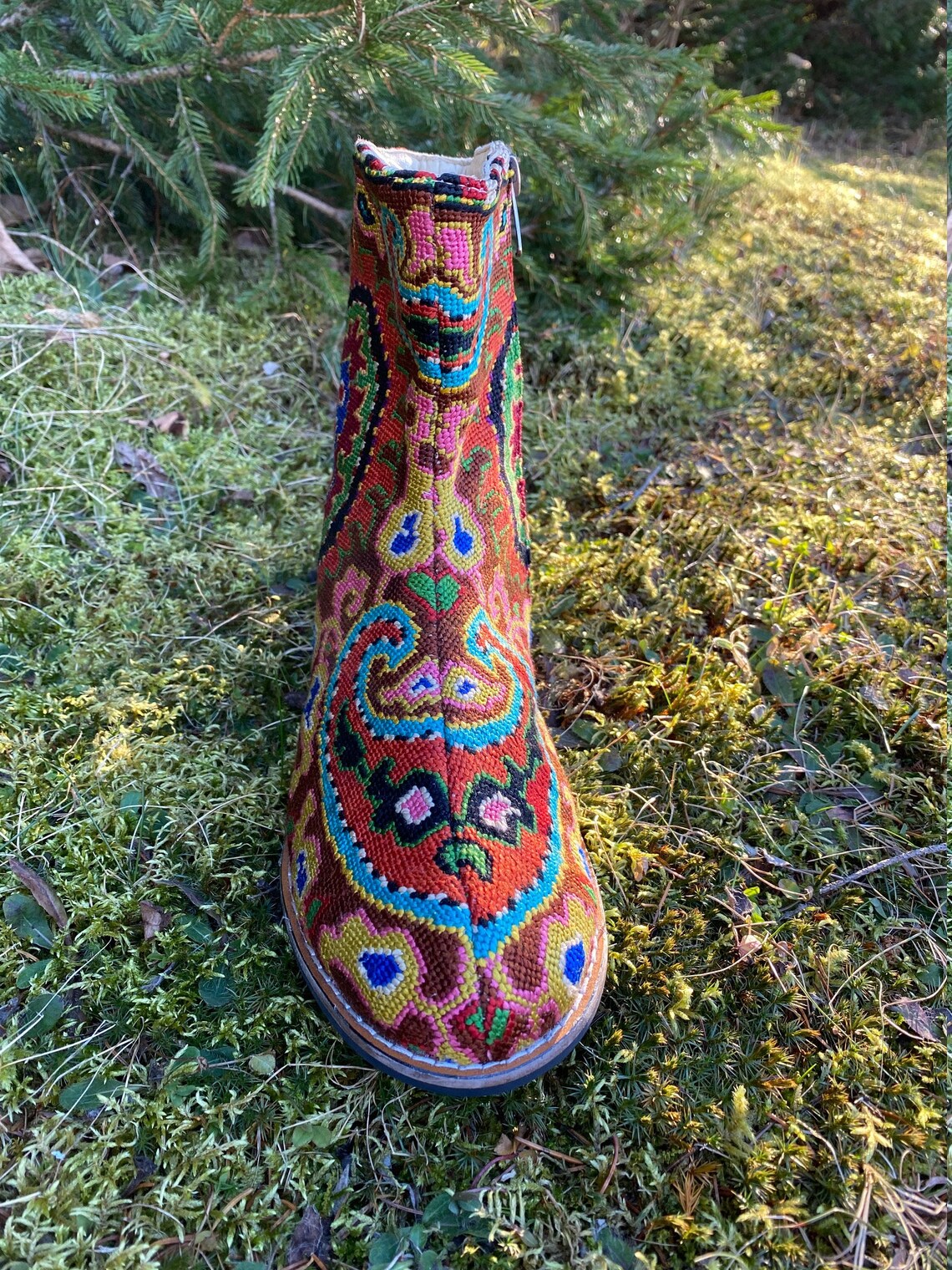 Chelsea Booties- Size 40 (US L0) Cocoa/rainbow Silk Petit Point ...