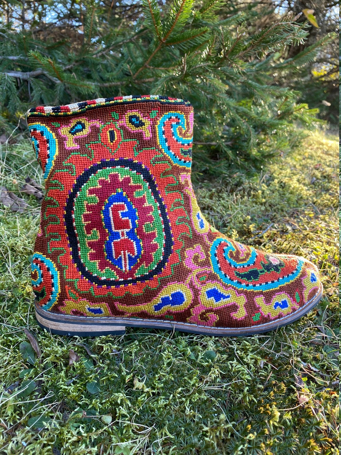 Chelsea Booties- Size 40 (US L0) Cocoa/rainbow Silk Petit Point ...