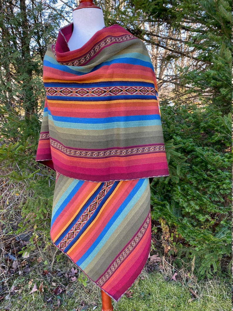 Peruvian Ruana Wool and Alpaca Handwoven Vegetable Hand Dye Ethnic ...