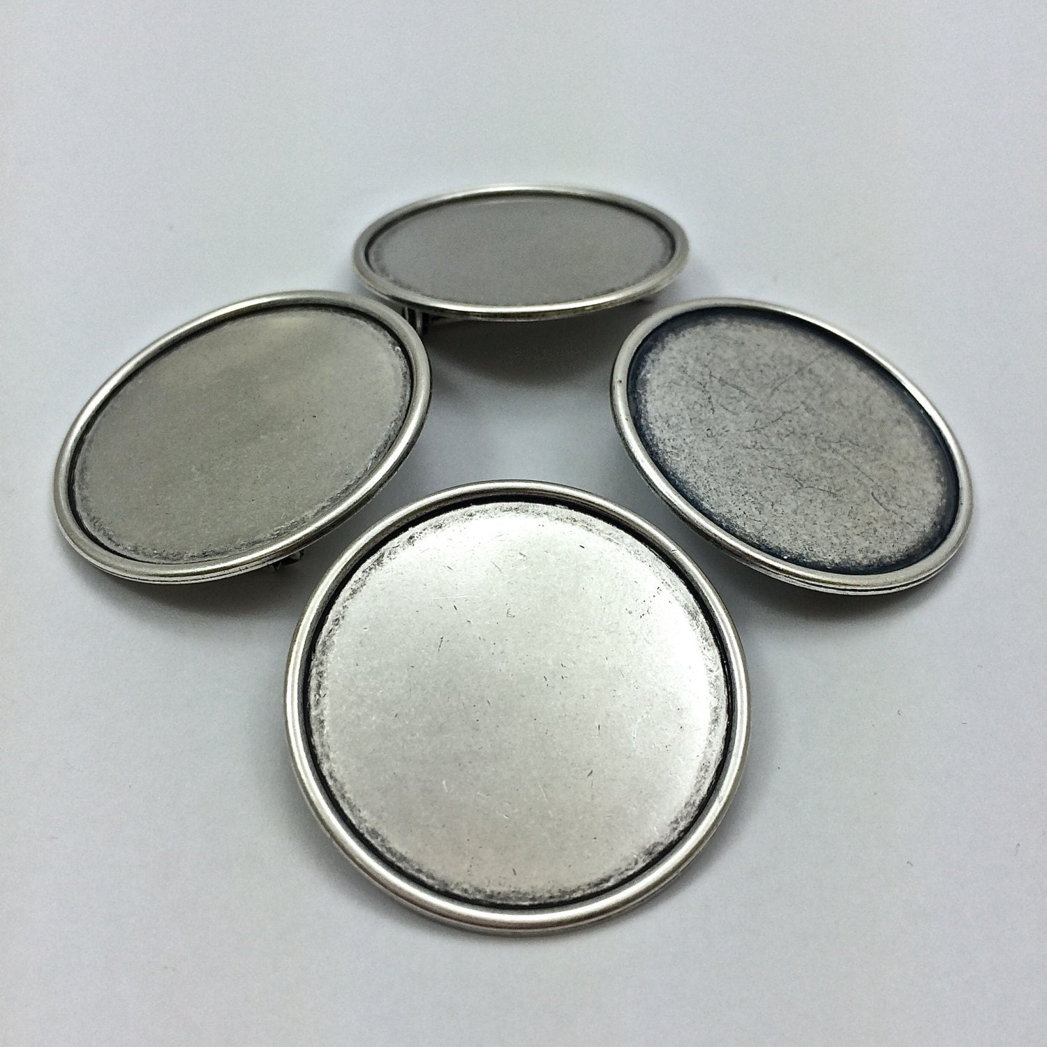 Blank Round Pins 30mm // Brooch // Heavy Antique // Bezel // | Etsy