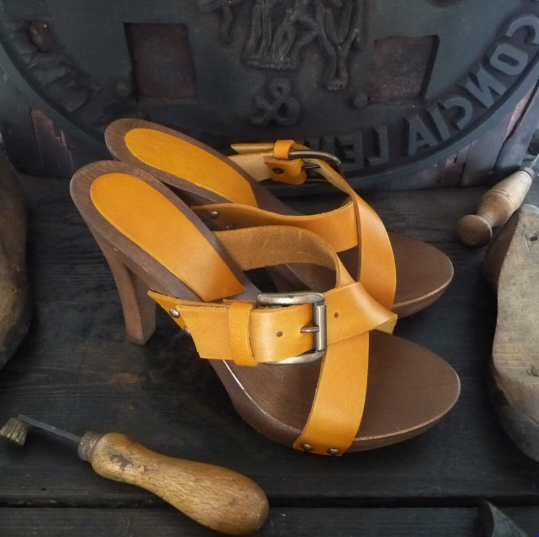 Women's Clogs in Wood and Vegetable Leather Mario Doni, Handmade ...