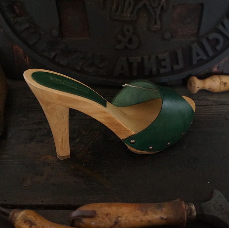Women's Clogs in Vegetable-tanned Leather, Made in Italy. Women's ...