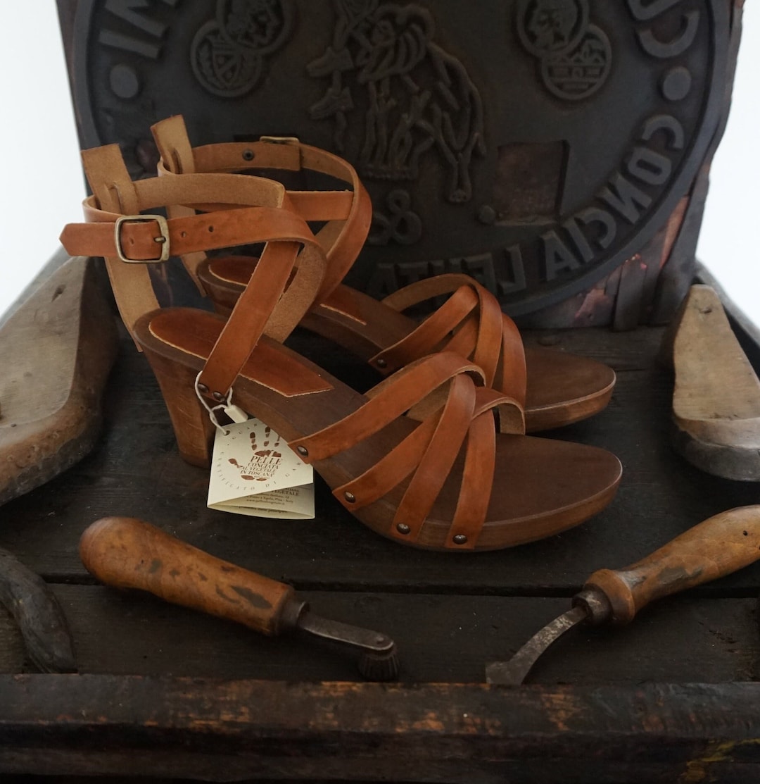 Mario Doni Women's Clogs With Wooden Heel and Genuine Vegetable-tanned ...