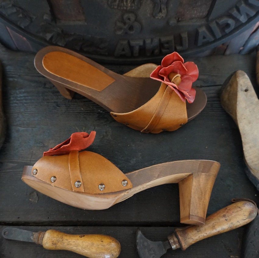 Women's Vegetable-tanned Leather Clogs, Made in Italy, Women's Wooden ...
