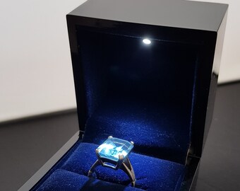 NEW Lustrous Bracelet or Watch Box With LED Light - Etsy