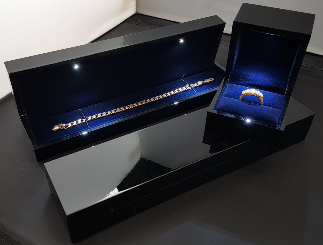 NEW Lustrous Bracelet or Watch Box With LED Light - Etsy