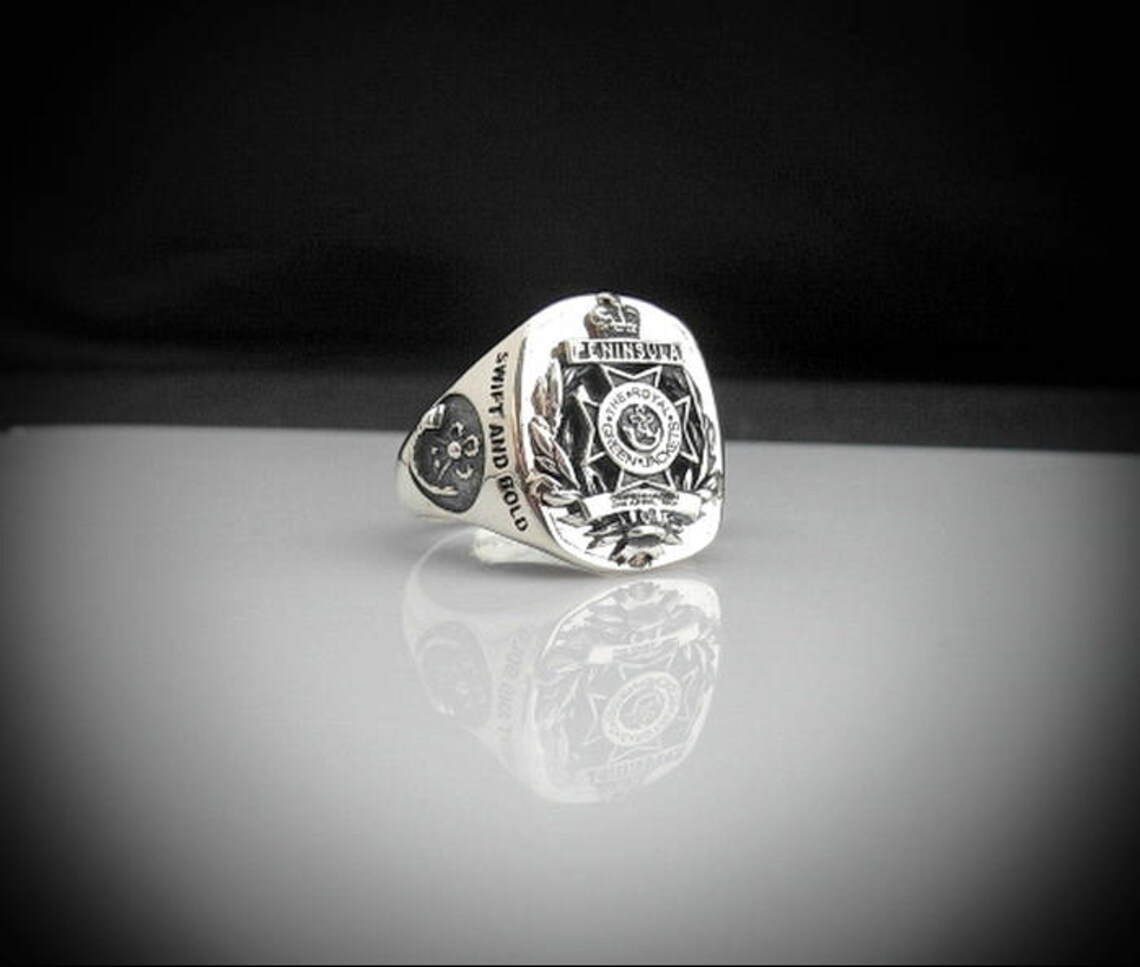 Royal Green Jacket Bespoke Ring by Sir Yes Sir | Etsy
