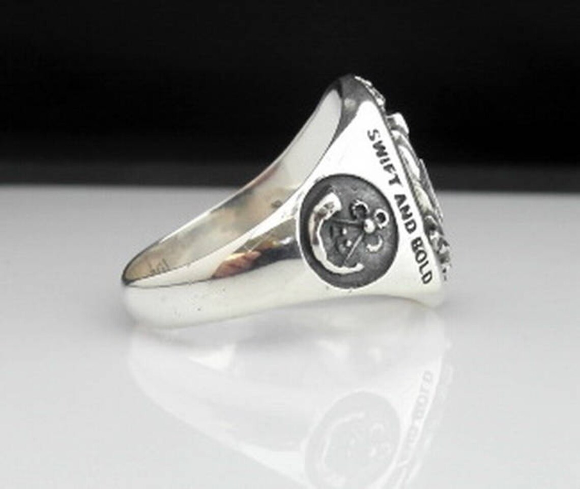 Royal Green Jacket Bespoke Ring by Sir Yes Sir - Etsy