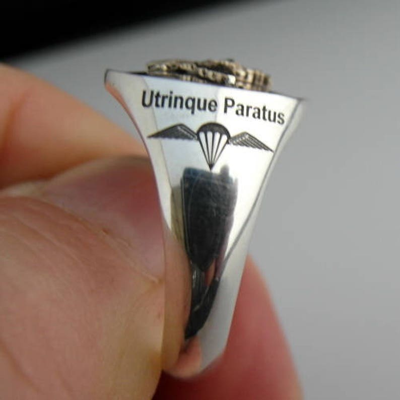 Parachute Regiment Bespoke Ring 9 Carat Gold Emblem - Etsy