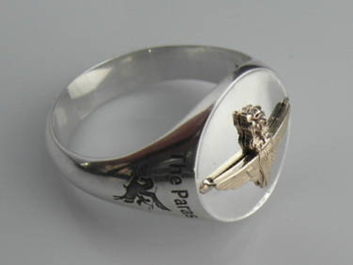 Parachute Regiment Bespoke Ring 9 Carat Gold Emblem - Etsy