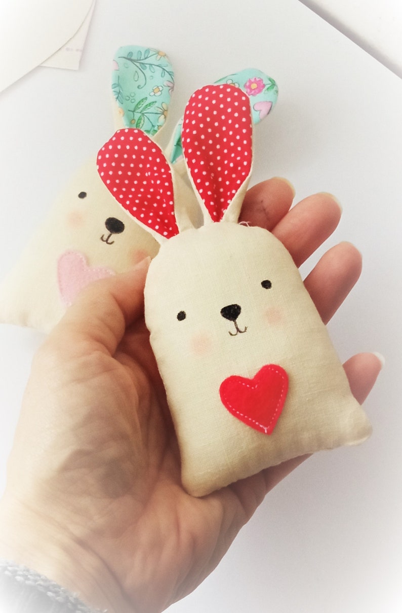 Easter Bunny PDF Sewing Pattern and Tutorial Bunnies Pattern & - Etsy