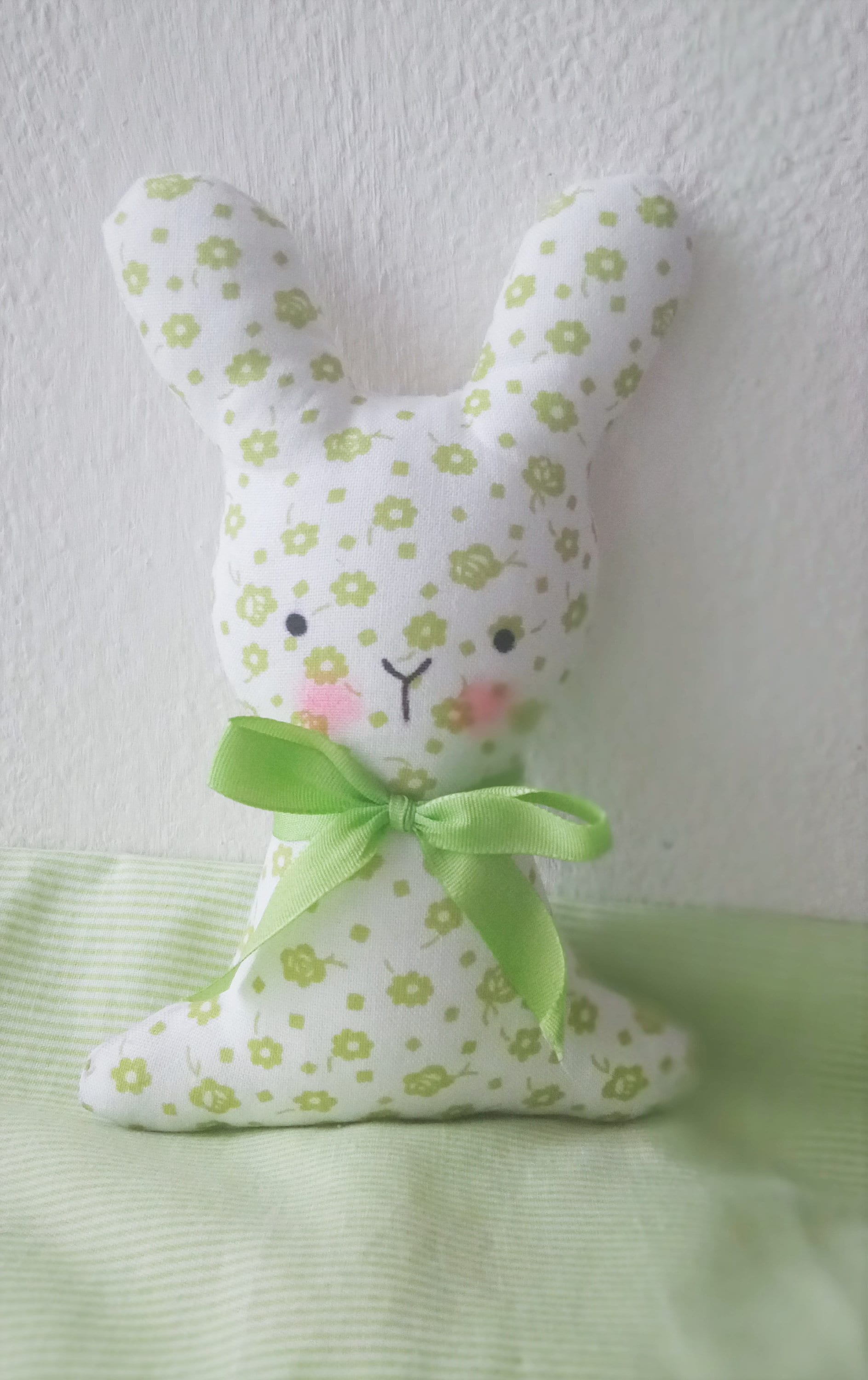 Easter Bunny PDF Sewing Pattern and Tutorial Easter Bunnies - Etsy