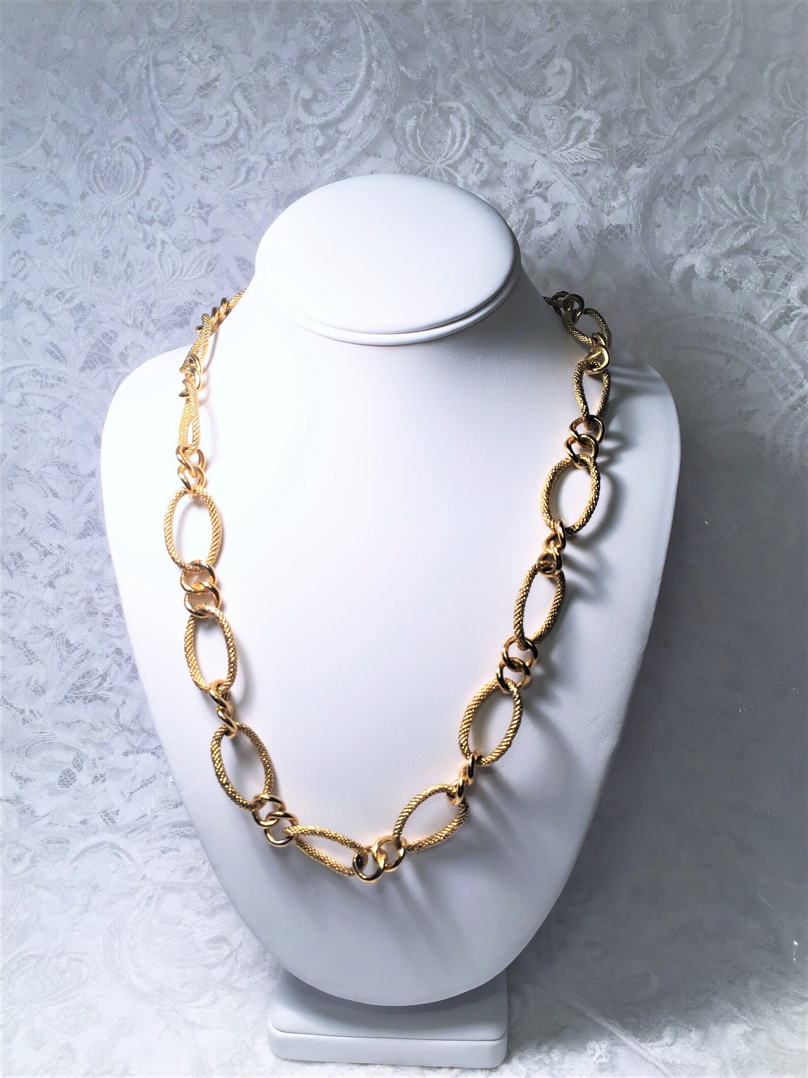 Napier Gold Tone Chunky Large Links 23 Inch Necklace Hook - Etsy