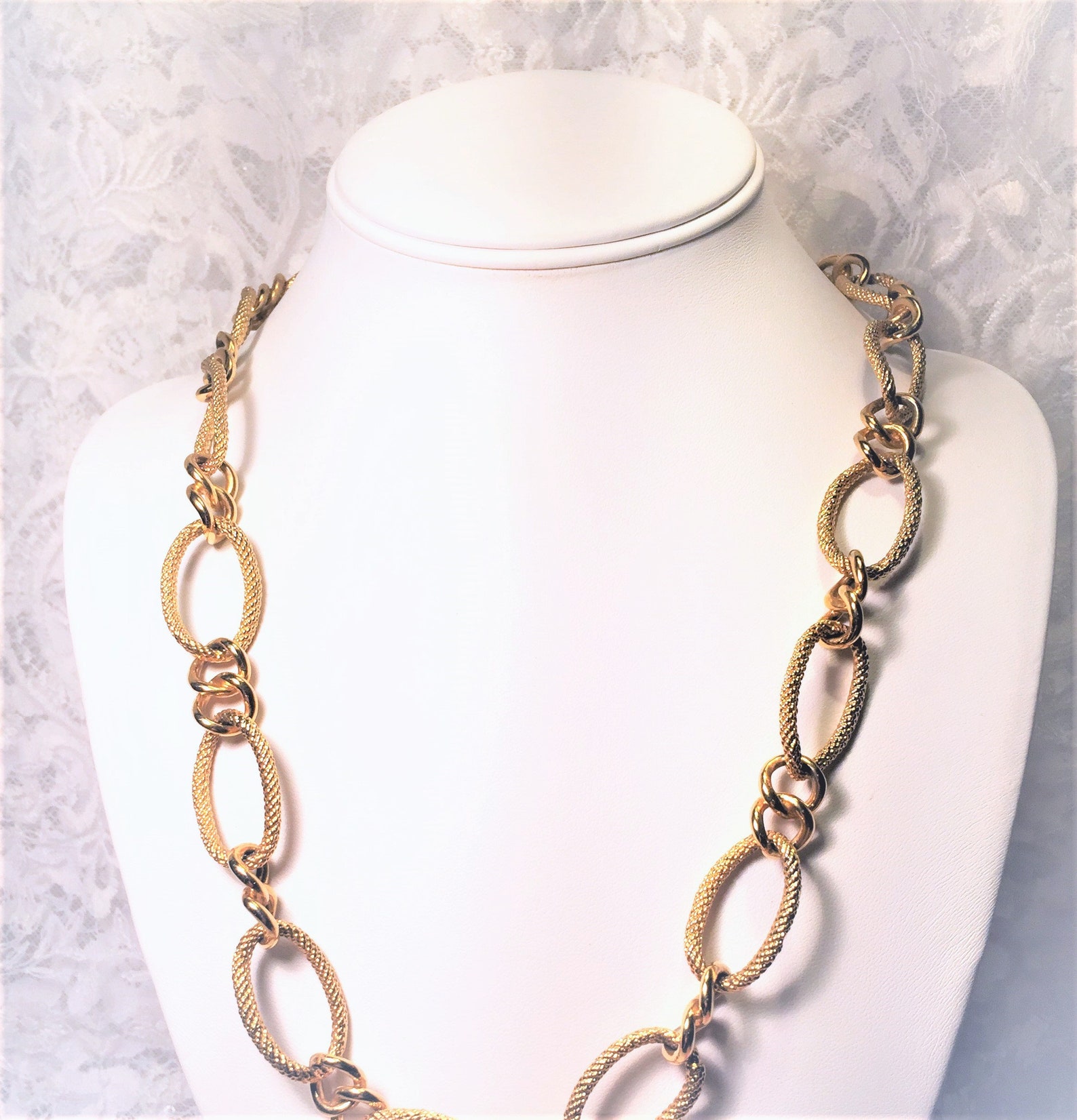 Napier Gold Tone Chunky Large Links 23 Inch Necklace Hook - Etsy