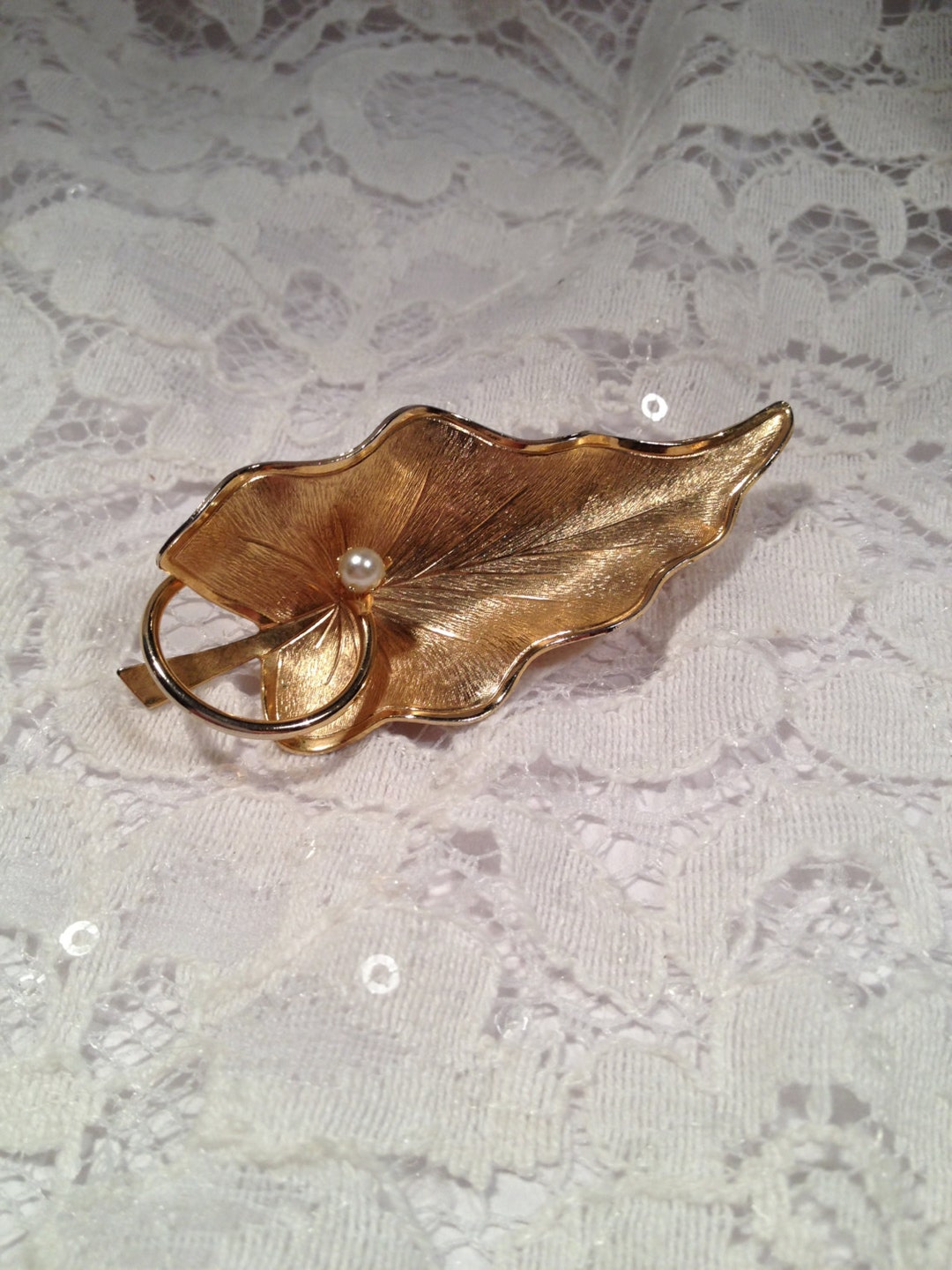Vintage Signed Lisa Brooch, Gold Tone Curled Leaf With Faux Pearl at ...