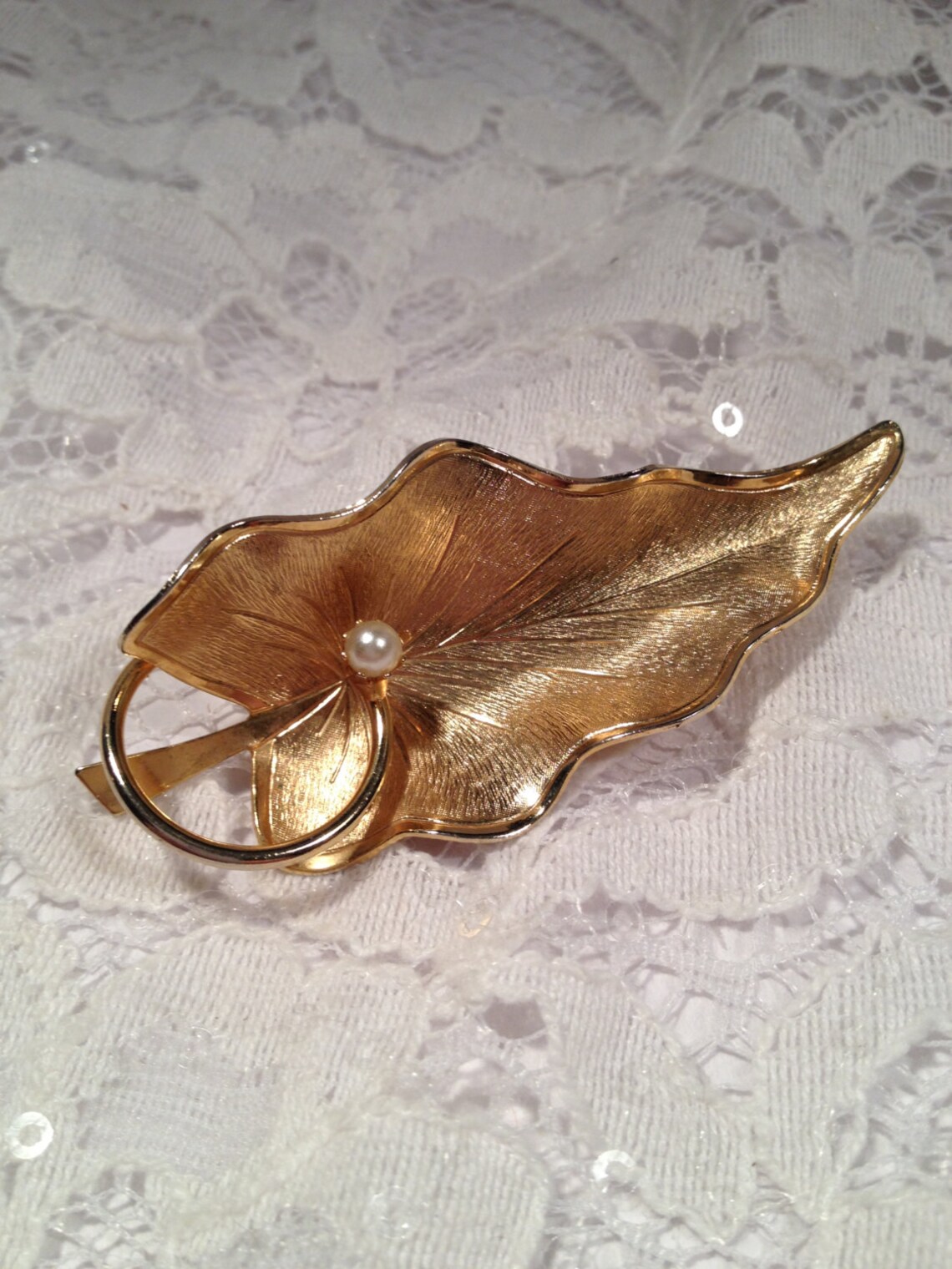 Vintage Signed Lisa Brooch, Gold Tone Curled Leaf With Faux Pearl at ...
