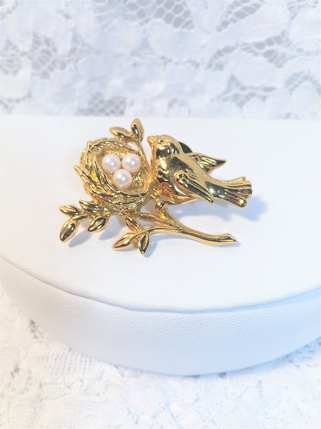 Bird Nest and Three Pearl Eggs, Gold Tone Lapel Pin, Tie Tac With ...