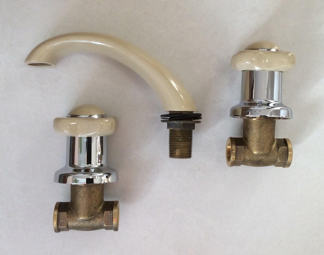 DECK MOUNTED Bath Tub Spout - Etsy