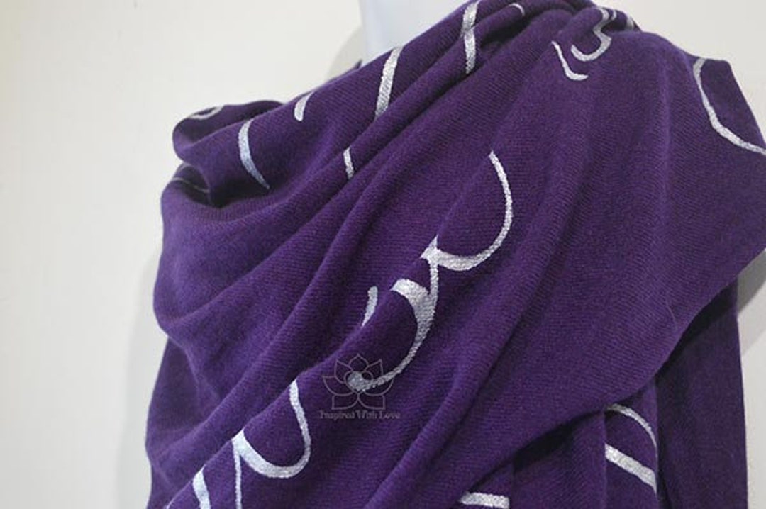 Custom Pashmina Silk Script Scarf, Personalized Messages Shawl ...