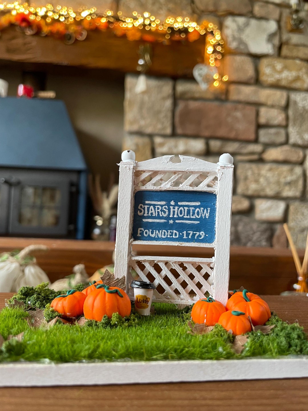Stars Hollow Handmade Diorama Miniature - Etsy