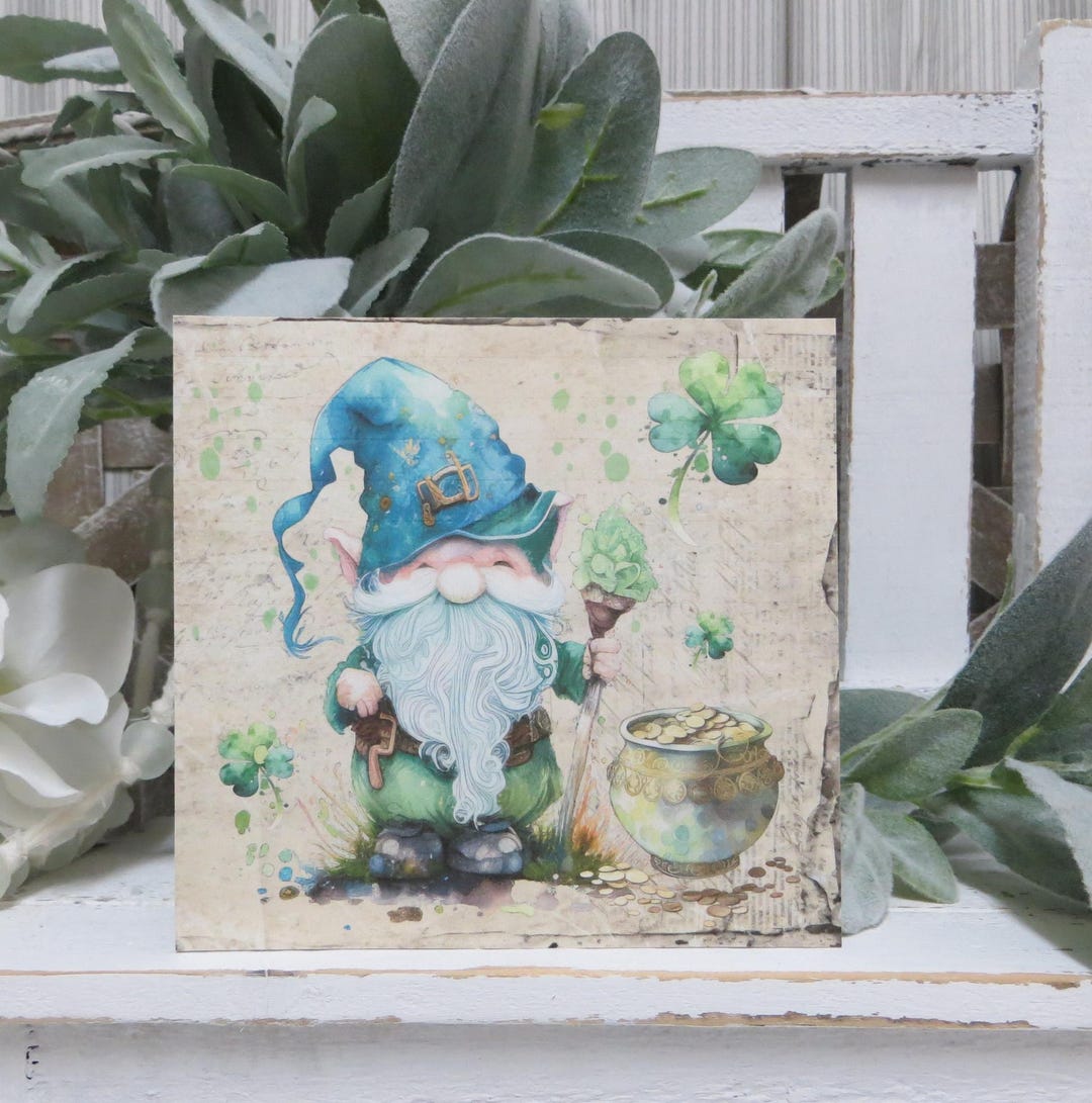 St. Patrick's Day Gnome Sign / St. Patrick's Day Decor / March Tiered ...