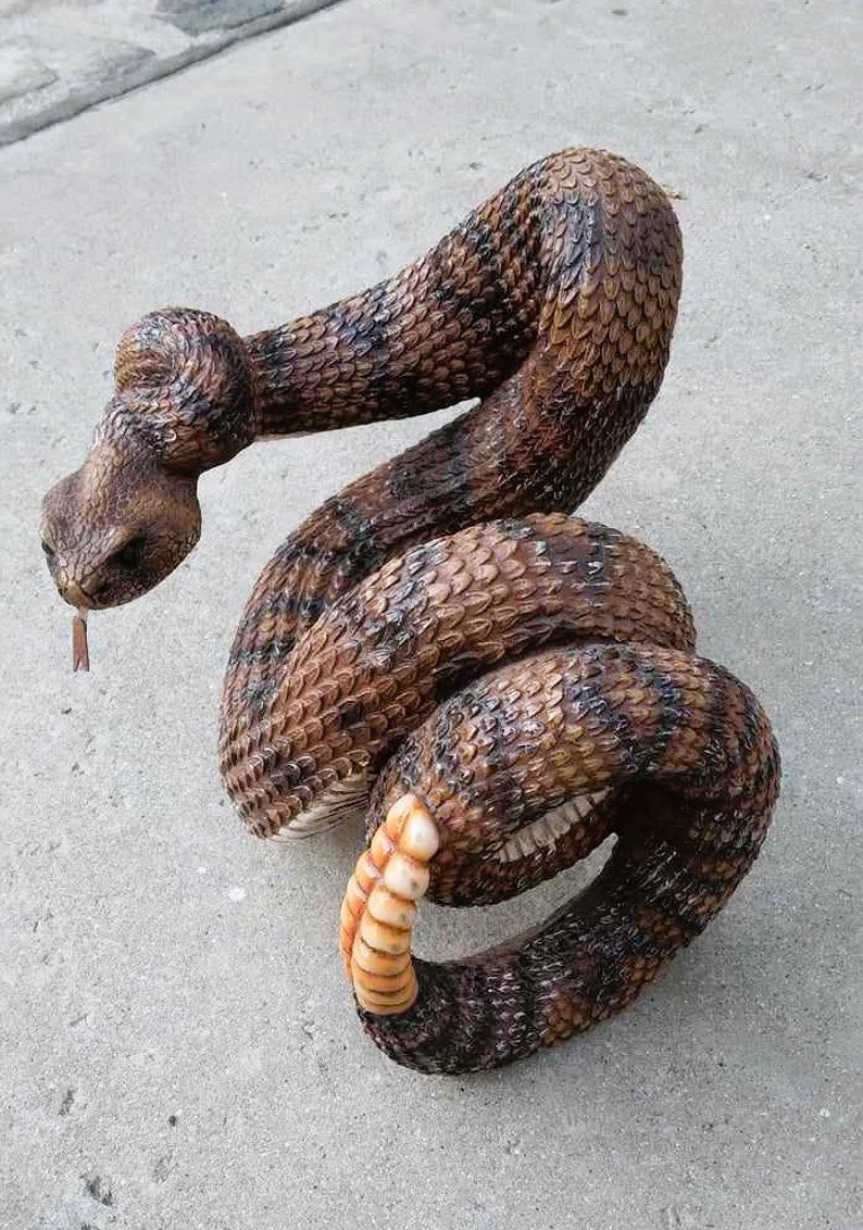 Lifesize Diamondback Coiled Rattlesnake Hard Resin Statue Realistic ...
