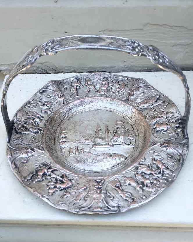 Antique Barbour Intl. S.P. Co Repousse Silverplate Tavern Scene Metal ...