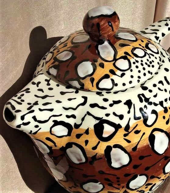 FUN & Classic Leopard, Cheetah Animal Print Patterned Ceramic Art ...
