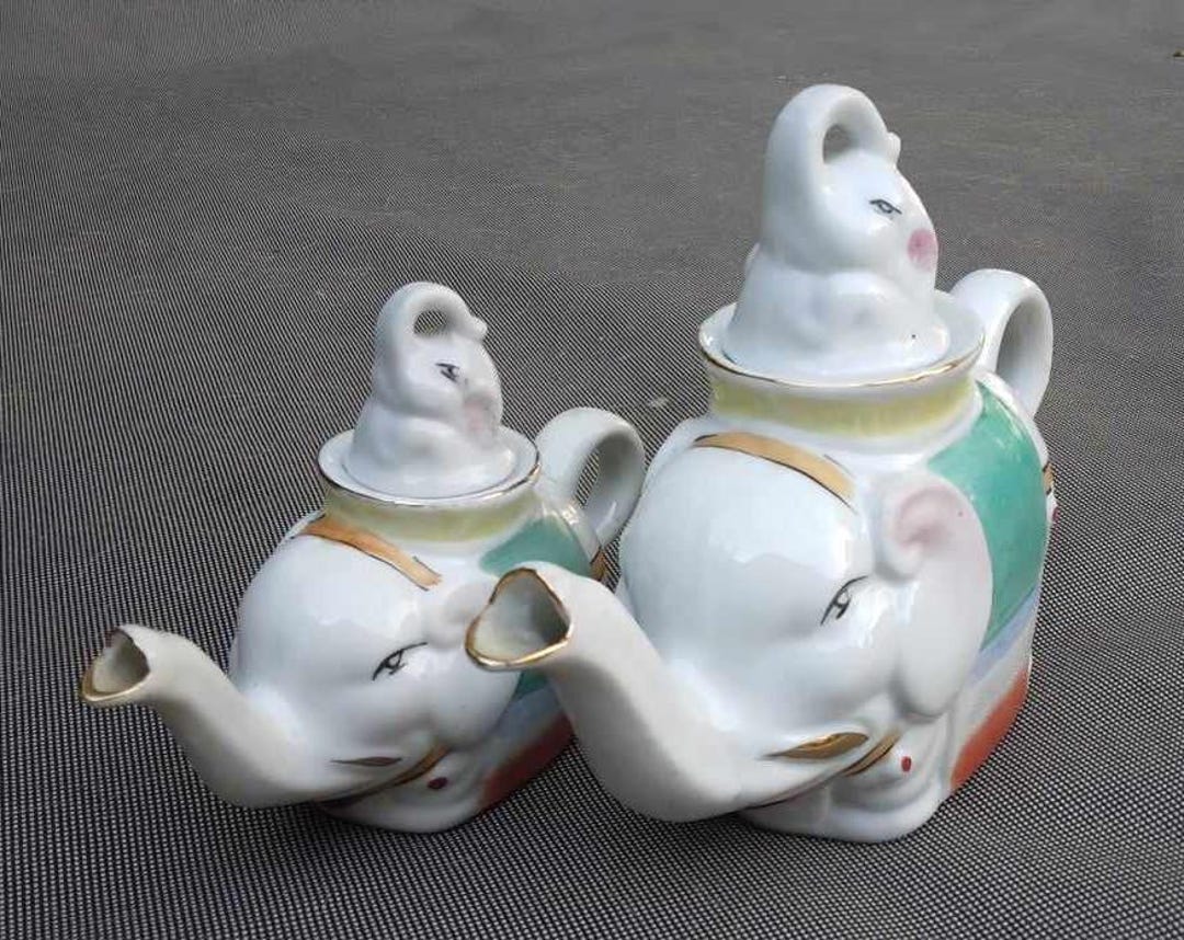 Pair of Vintage Chinese Porcelain Elephant Teapots With Smaller ...