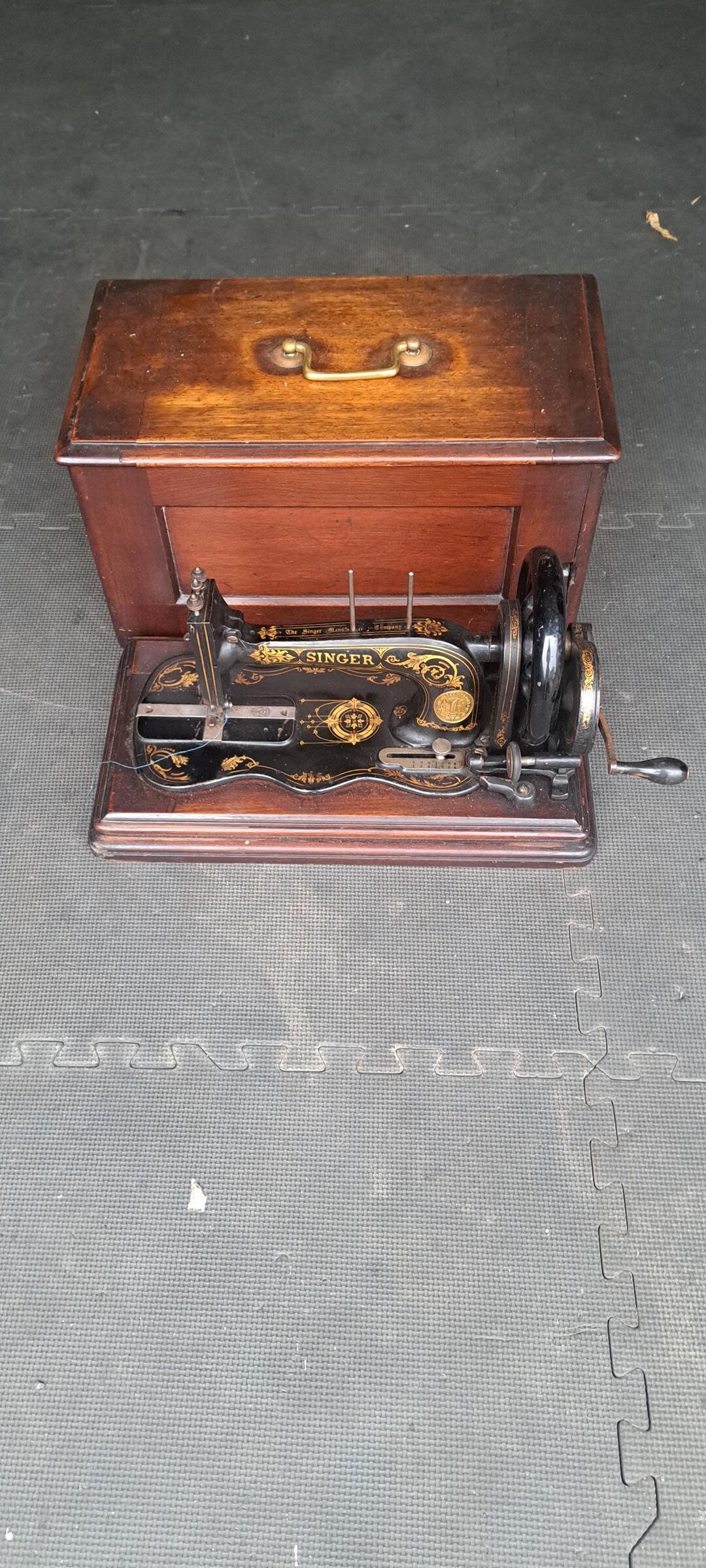 Antique Singer 12 Sewing Machine in Sarcophagus Wooden Case With ...