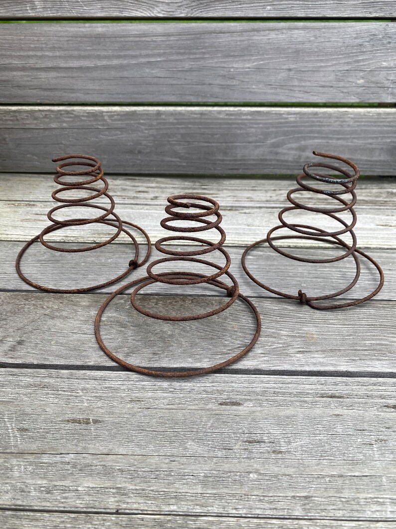 3 Primitive Rusty Bed Springs 5 In - Etsy