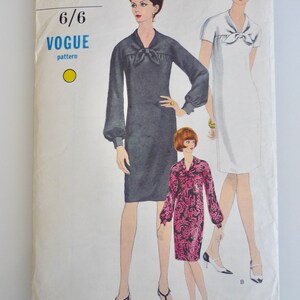 Vintage sewing Patterns: Vogue 6848. One piece dress pattern. | Etsy