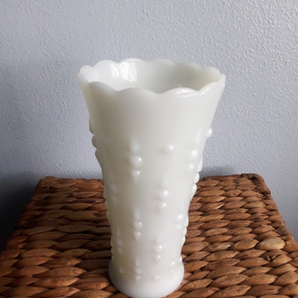 Scalloped Rim Vase - Etsy