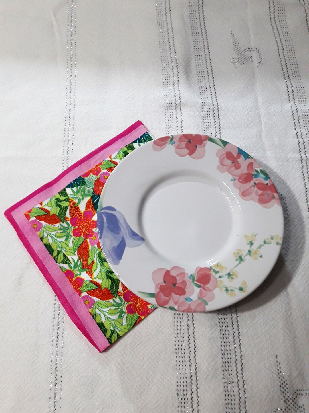 International China Stoneware Plate Floradale Pattern, Multicolor ...
