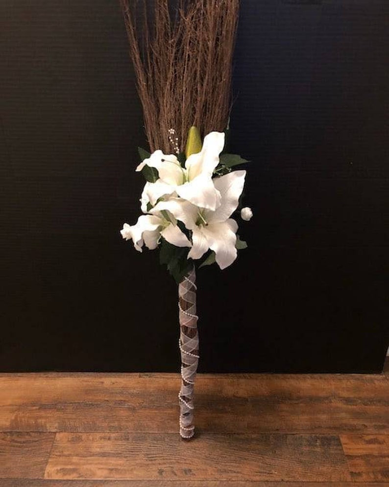 Lily of the Valley Wedding Jumping Broom - Etsy