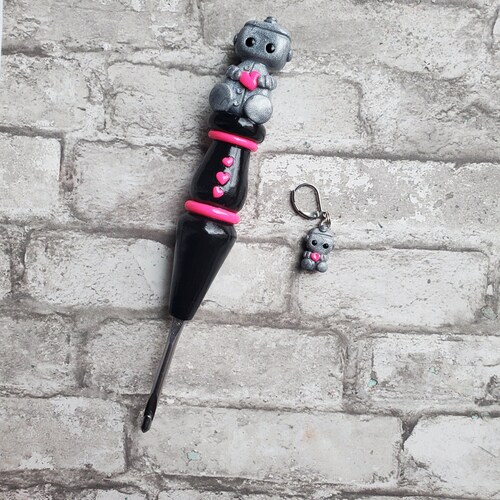 Robot Inspired Ergonomic Crochet Hook - Etsy
