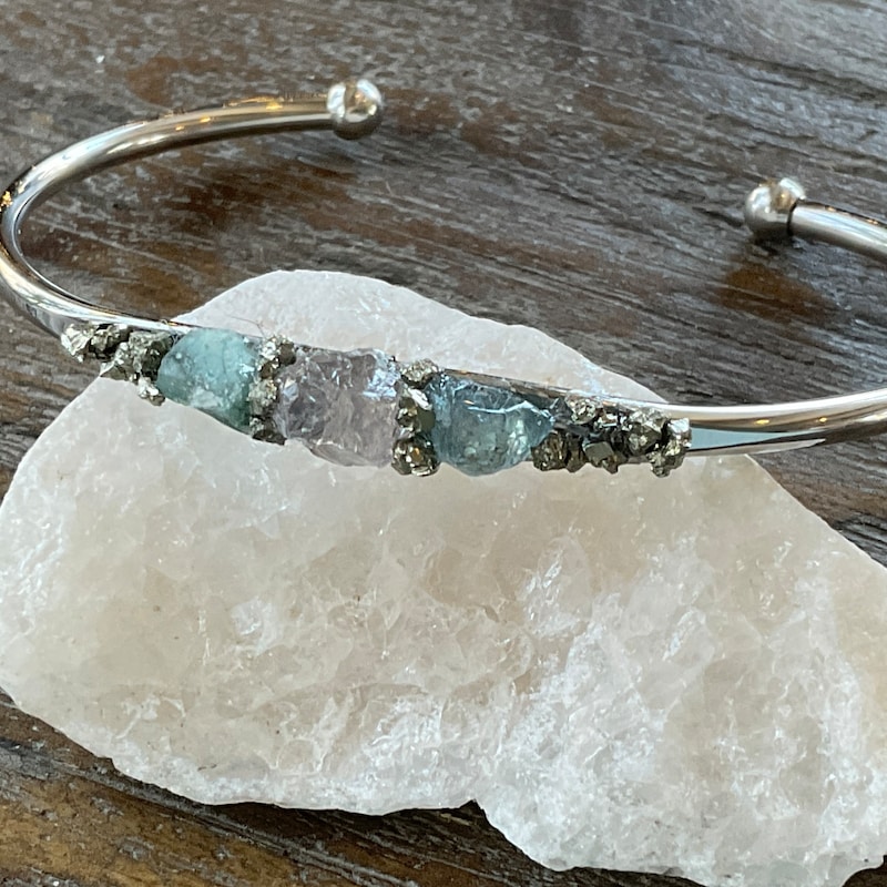 Raw Gemstone Jewelry - Etsy