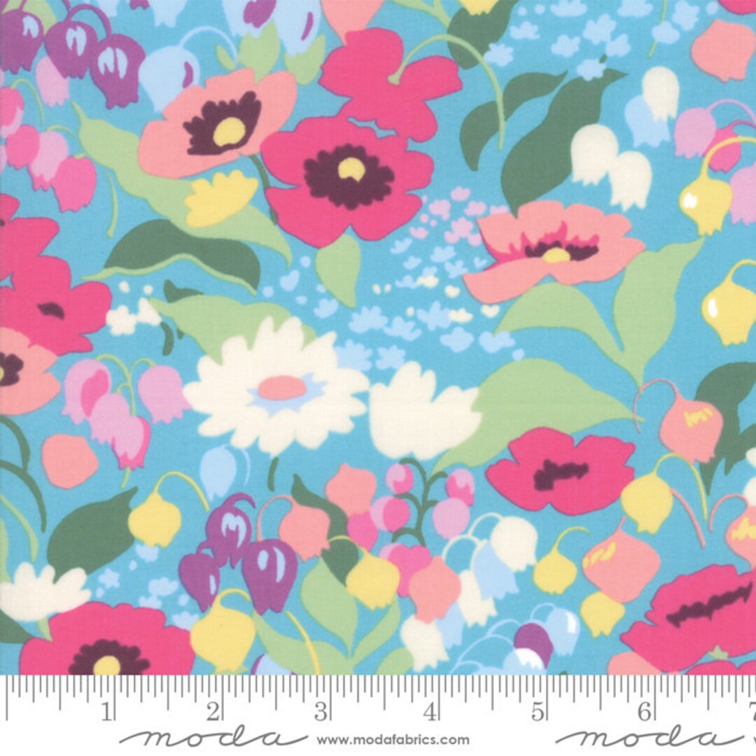 Regent Street Lawns for Moda Fabrics Small Flowers on - Etsy
