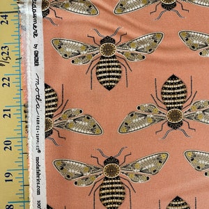 Meadowmere by Gingiber for Moda Fabrics in Blossom Large Bees Gold ...
