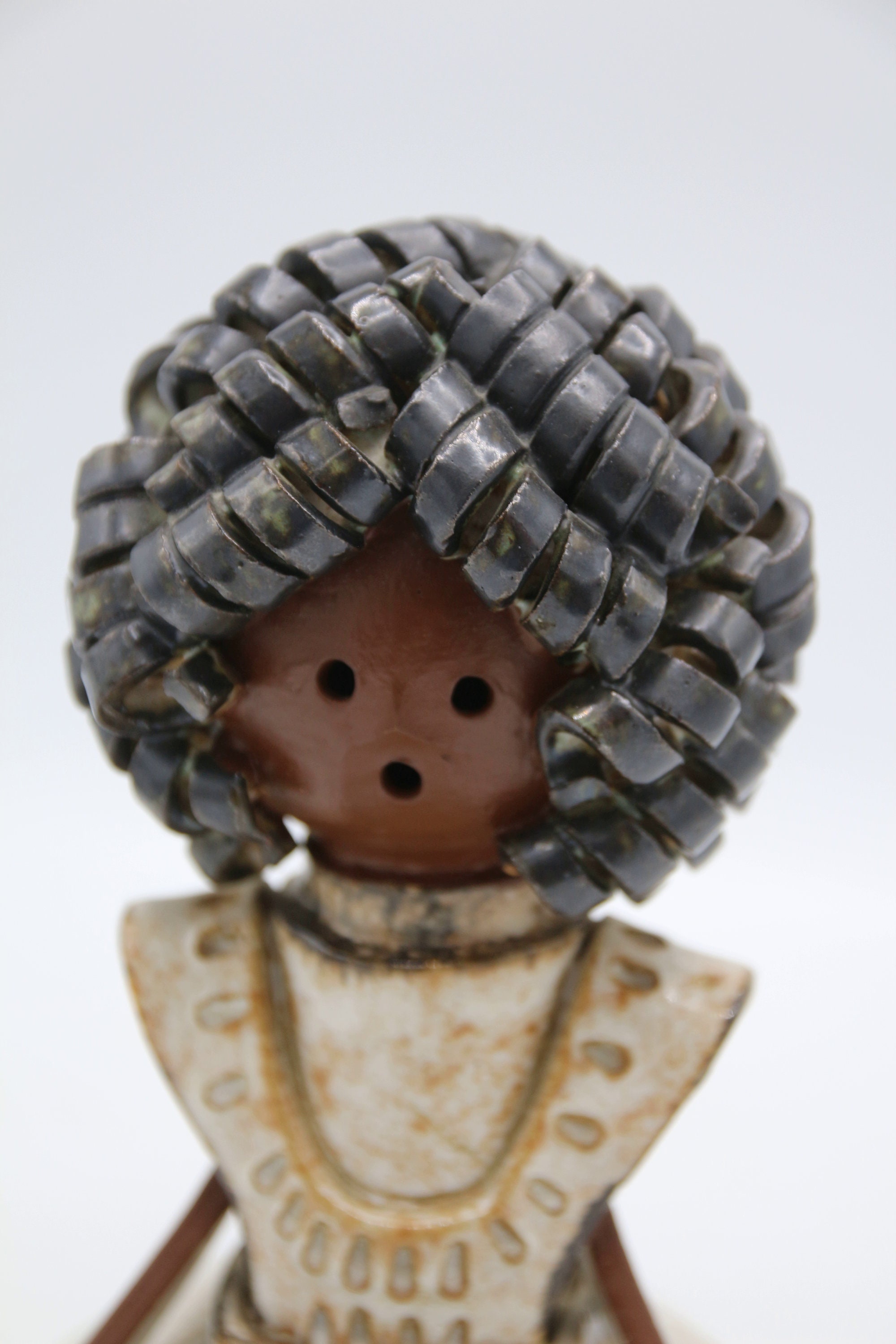 Early ELISA- LITTLE GIRL Holding Apron - Figurine - Spain Ceramic ...