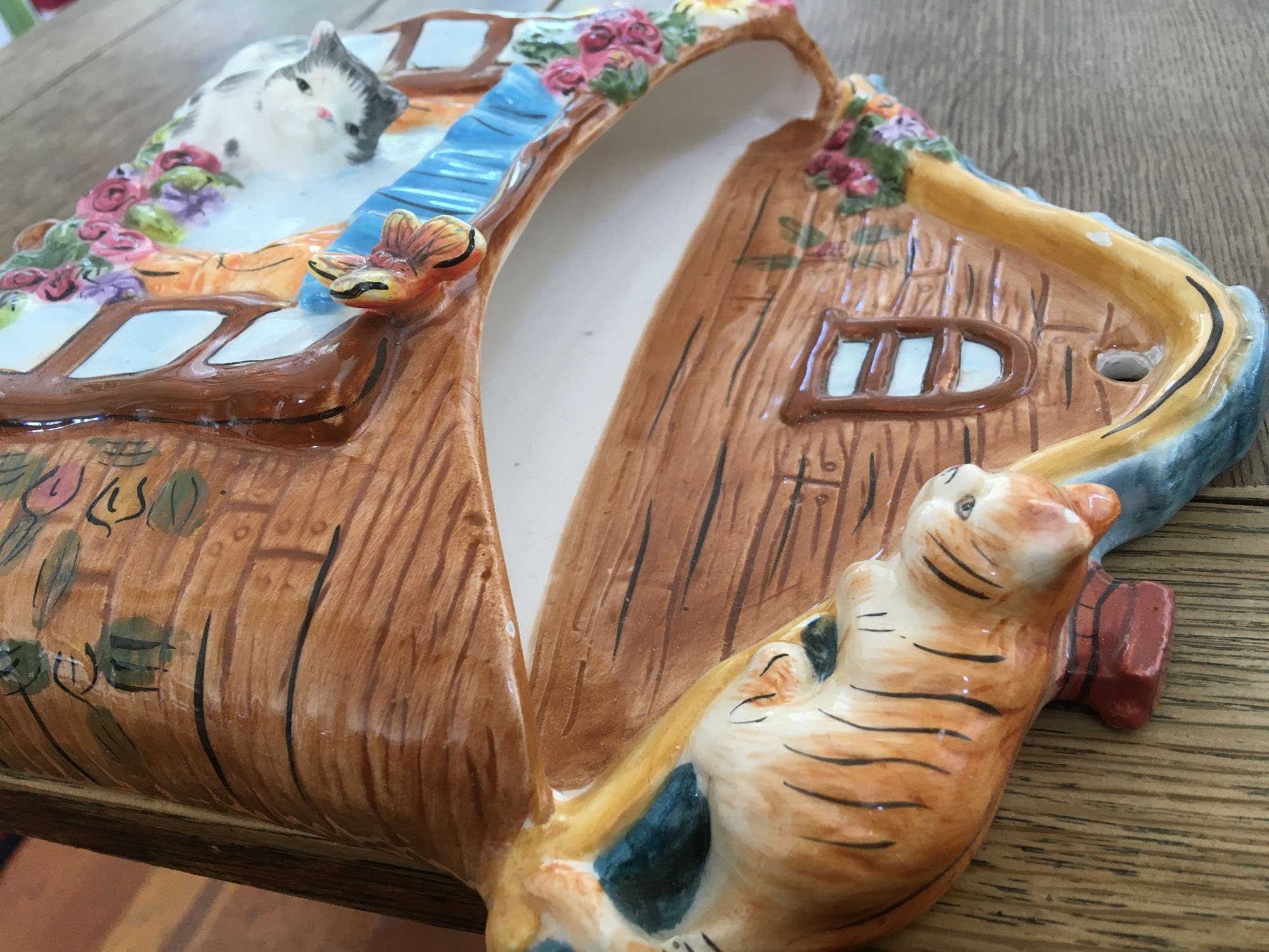 Ceramic Letter Holder Wall Decor - Etsy.de