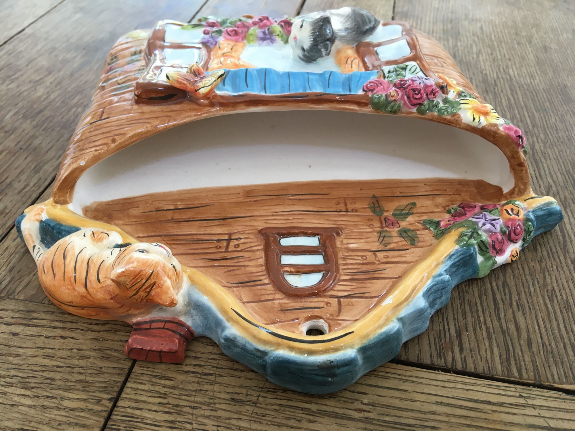 Ceramic Letter Holder Wall Decor - Etsy.de