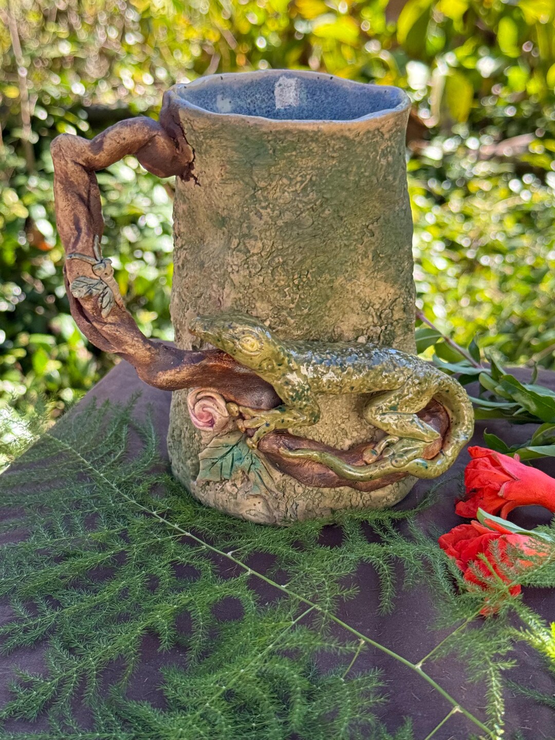 Lizard Mug Ceramic Pottery With Textured Exterior Leaves Rose Vine ...